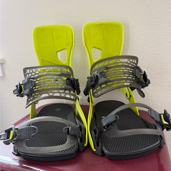 Other | Rome Crux Yellow And Black Snowboard Bindings | Poshmark